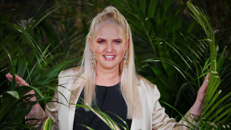 Da gibt es sogar Lob von Kader Loth im Dschungel: Sarah Knappik hat ...